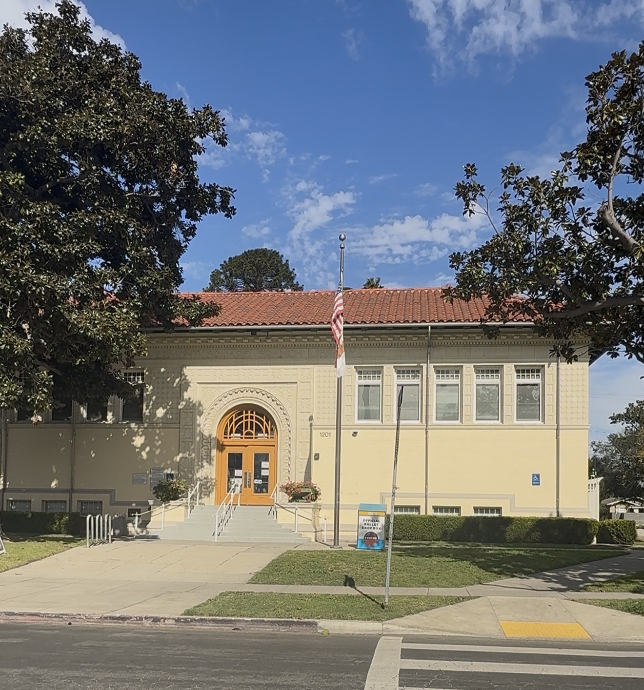 LA's oldest library building is Vermont Square
