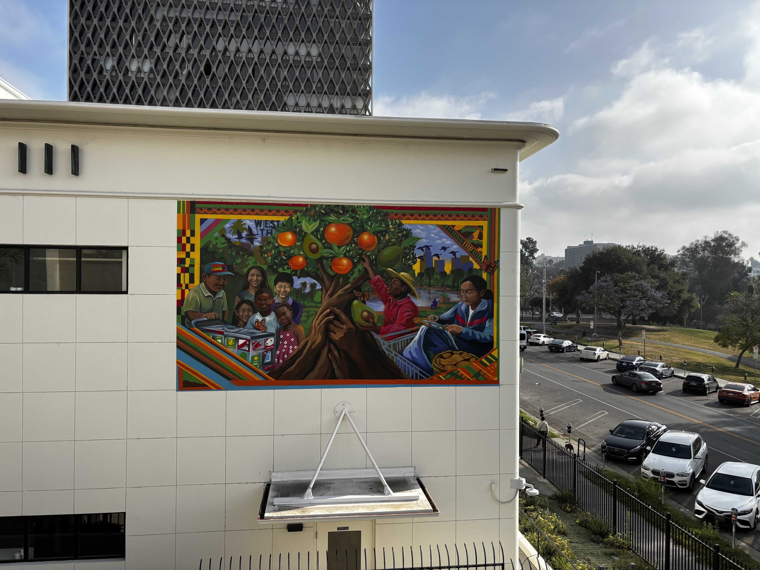 New mural celebrates labor, multicultural community around MacArthur ...